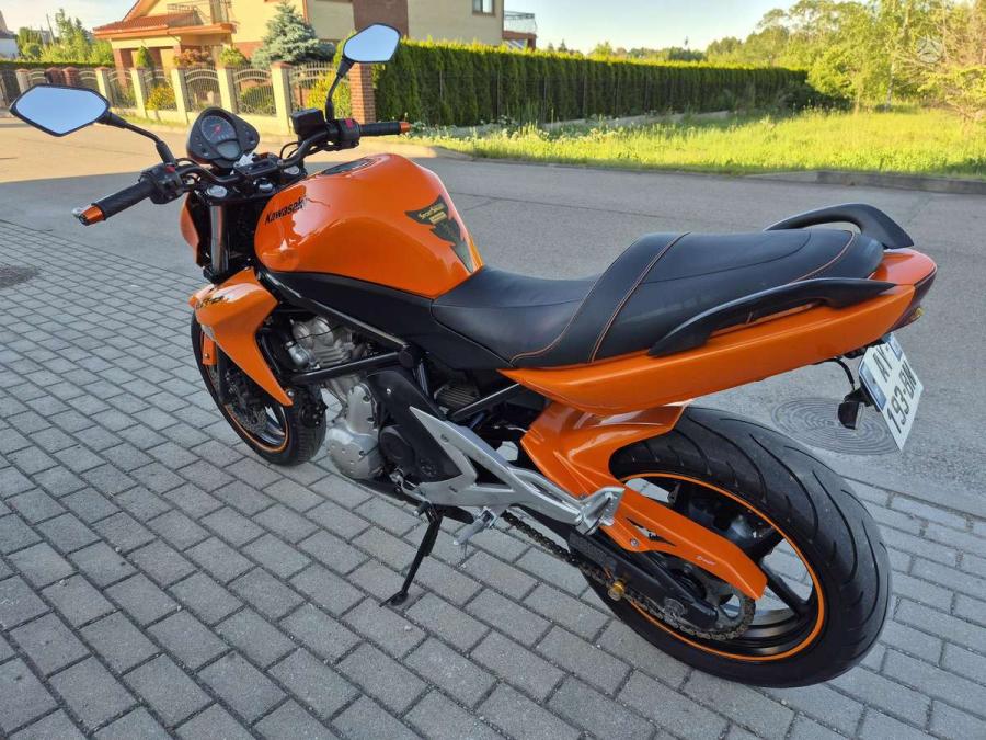 Kawasaki ER 2007 in Kelme, with an engine capacity of 0.65 L and mileage of 47 thousand km for 2150 €, photo 7 on AUTOMOTO.COM.LV
