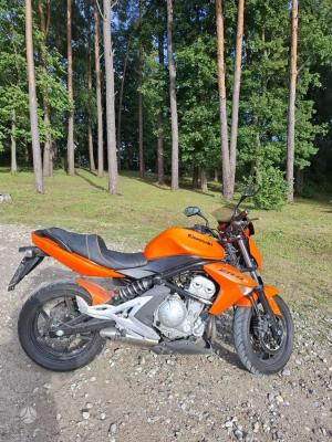 Kawasaki ER 2007 Kauņa, ar dzinēja tilpumu 0.65 L un nobraukumu 20 tūkst. km par 2250 €, foto 5 vietnē AUTOMOTO.COM.LV