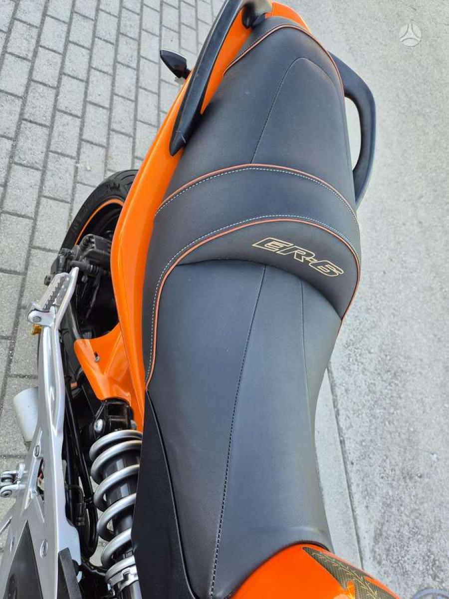 Kawasaki ER 2007 Kelmė, ar dzinēja tilpumu 0.65 L un nobraukumu 47 tūkst. km par 2200 €, foto 11 vietnē AUTOMOTO.COM.LV