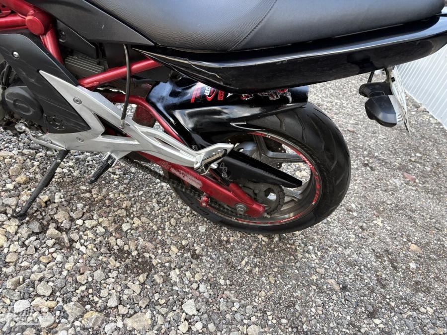 Kawasaki ER 2007 in Kelme, with an engine capacity of 0.65 L and mileage of 0 thousand km for 865 €, photo 12 on AUTOMOTO.COM.LV