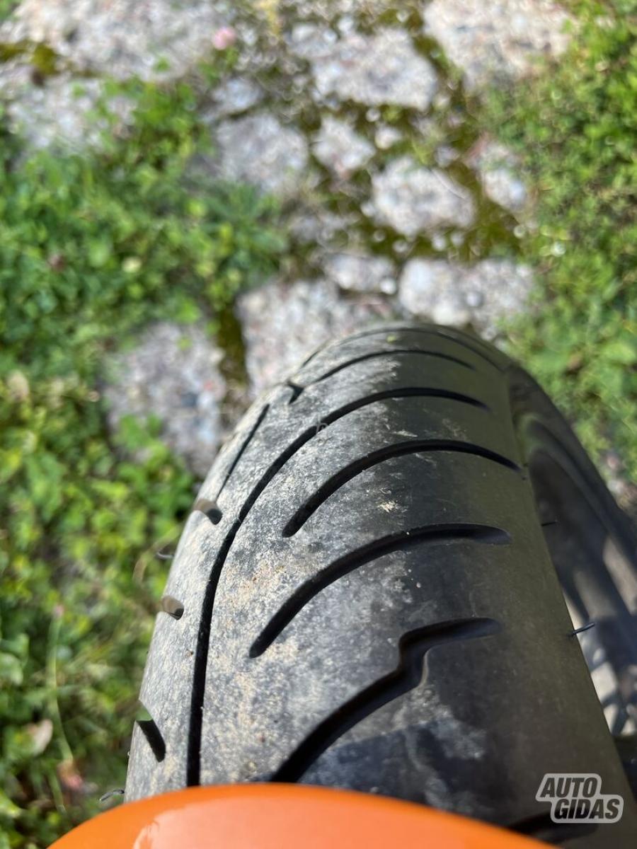 Kawasaki ER 2008 Kauņa, ar dzinēja tilpumu 0.65 L un nobraukumu 48 tūkst. km par 1900 €, foto 5 vietnē AUTOMOTO.COM.LV
