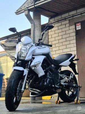 Kawasaki ER 2009 Prienai, ar dzinēja tilpumu 0.65 L un nobraukumu 42 tūkst. km par 2950 €, foto 4 vietnē AUTOMOTO.COM.LV