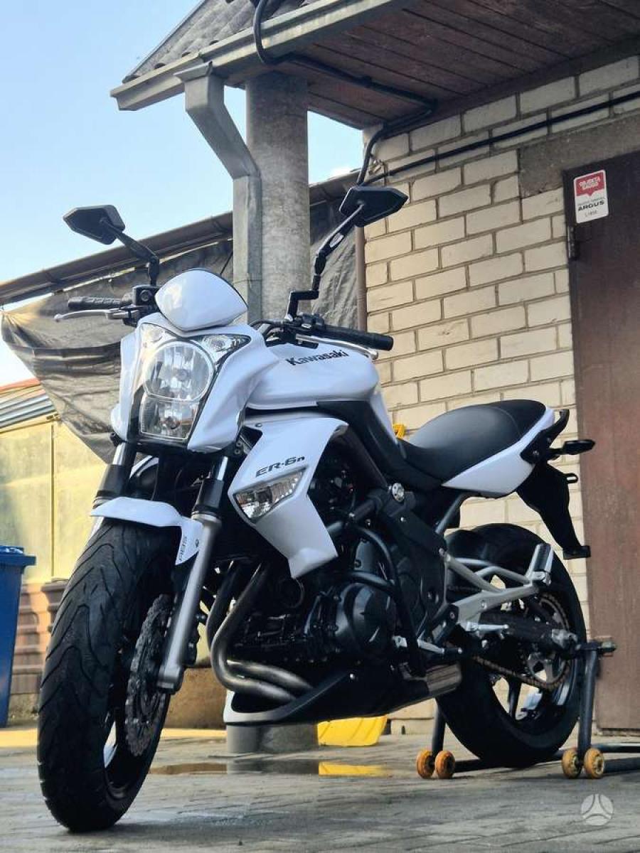 Kawasaki ER 2009 Prienai, ar dzinēja tilpumu 0.65 L un nobraukumu 42 tūkst. km par 2950 €, foto 4 vietnē AUTOMOTO.COM.LV