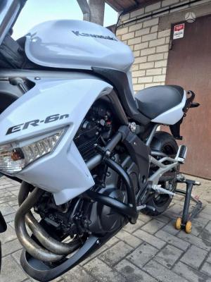 Kawasaki ER 2009 Prienai, ar dzinēja tilpumu 0.65 L un nobraukumu 42 tūkst. km par 2950 €, foto 16 vietnē AUTOMOTO.COM.LV