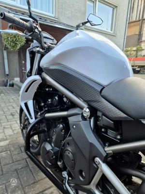 Kawasaki ER 2009 Prienai, ar dzinēja tilpumu 0.65 L un nobraukumu 42 tūkst. km par 2950 €, foto 20 vietnē AUTOMOTO.COM.LV