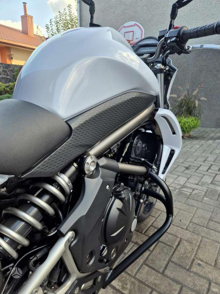 Kawasaki ER 2009 Prienai, ar dzinēja tilpumu 0.65 L un nobraukumu 42 tūkst. km par 2950 €, foto 21 vietnē AUTOMOTO.COM.LV