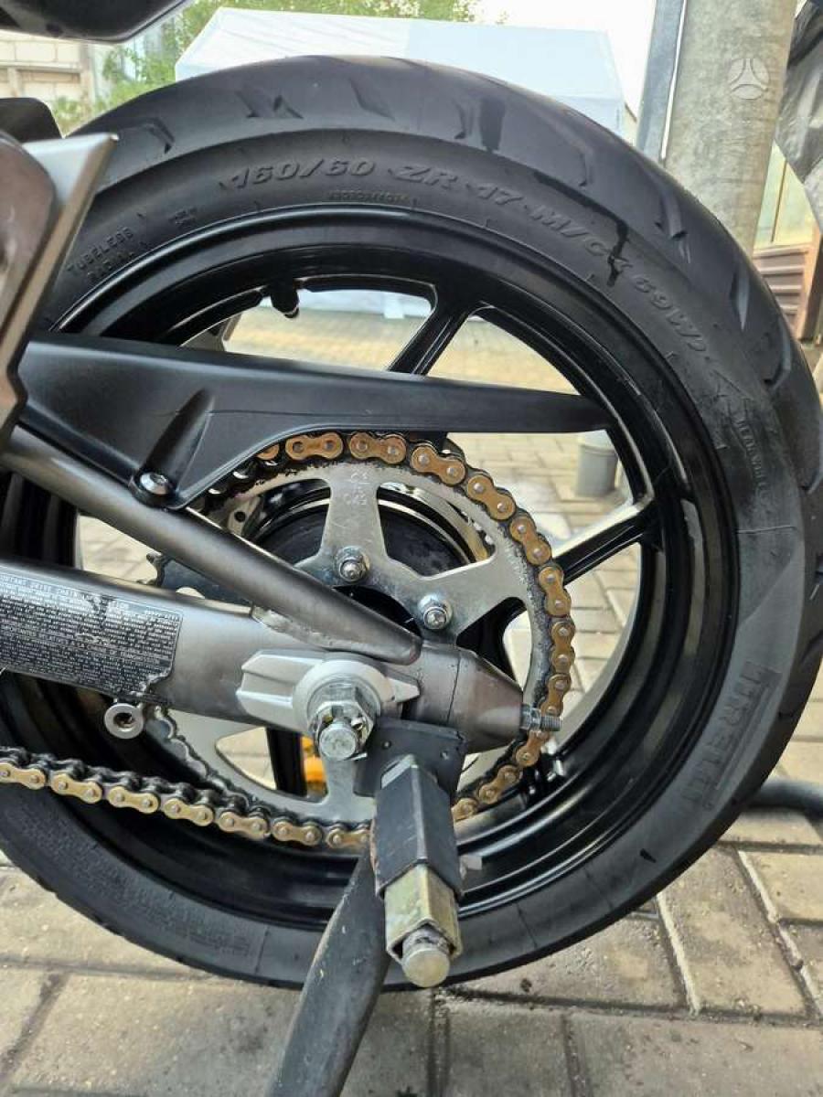 Kawasaki ER 2009 Prienai, ar dzinēja tilpumu 0.65 L un nobraukumu 42 tūkst. km par 2950 €, foto 23 vietnē AUTOMOTO.COM.LV