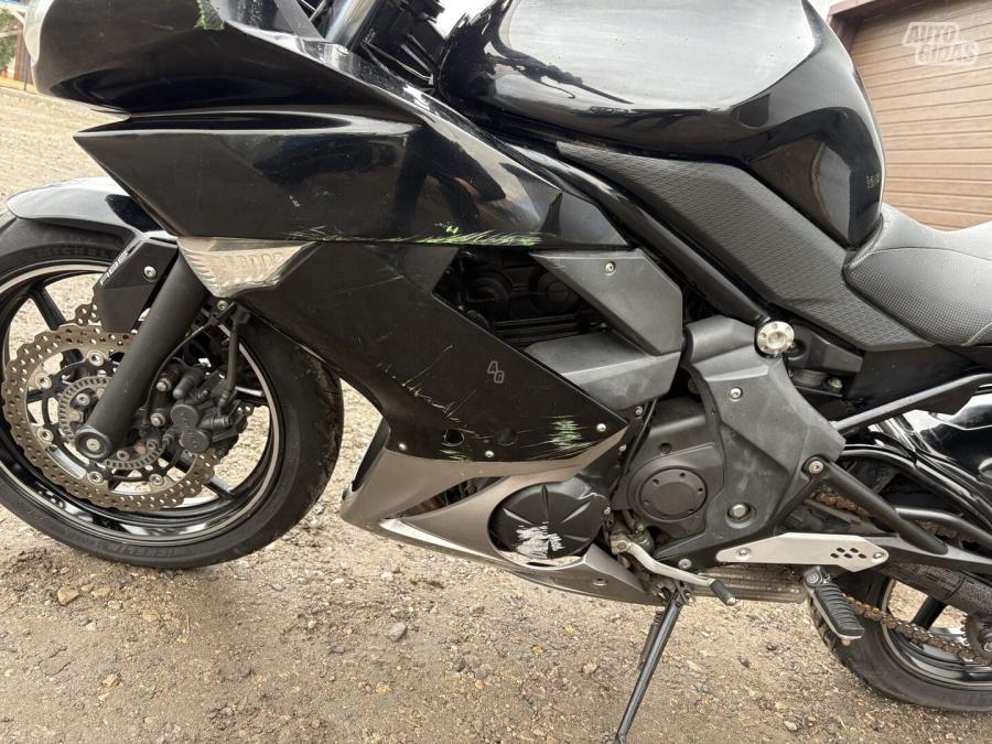 Kawasaki ER 2010 Kelmė, ar dzinēja tilpumu 0.65 L un nobraukumu 40 tūkst. km par 1630 €, foto 9 vietnē AUTOMOTO.COM.LV