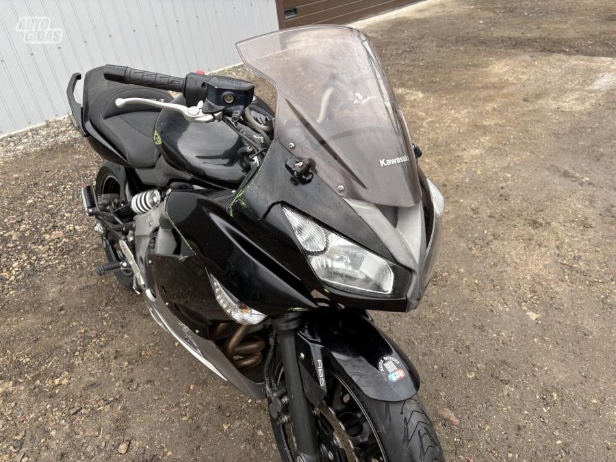 Kawasaki ER 2010 Kelmė, ar dzinēja tilpumu 0.65 L un nobraukumu 40 tūkst. km par 1630 €, foto 16 vietnē AUTOMOTO.COM.LV