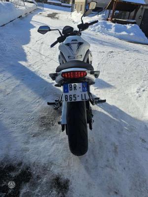Kawasaki ER 2011 Kelmė, ar dzinēja tilpumu 0.65 L un nobraukumu 21 tūkst. km par 3100 €, foto 7 vietnē AUTOMOTO.COM.LV