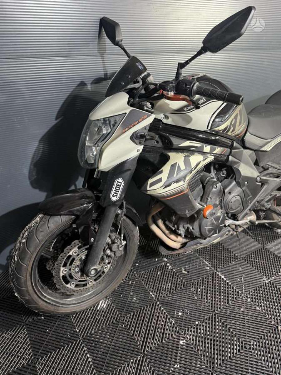 Kawasaki ER 2016 Tauragė, ar dzinēja tilpumu 0.65 L un nobraukumu 25 tūkst. km par 2550 €, foto 3 vietnē AUTOMOTO.COM.LV