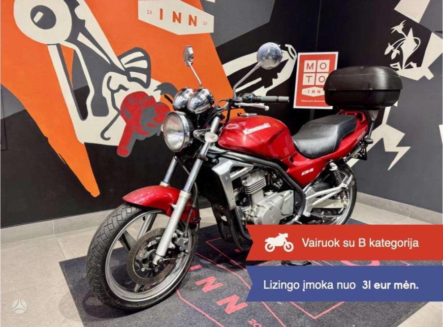Red Kawasaki ER 2001 in Vilnius, with an engine capacity of 0.50 L and mileage of 35 thousand km for 1499 €, photo 1 on AUTOMOTO.COM.LV