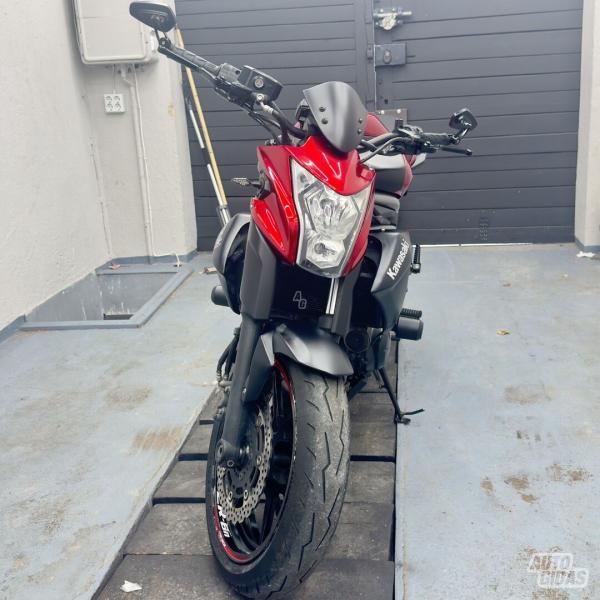 Red Kawasaki ER 2013 in Jonava, with an engine capacity of 0.65 L and mileage of 20 thousand km for 3600 €, photo 8 on AUTOMOTO.COM.LV