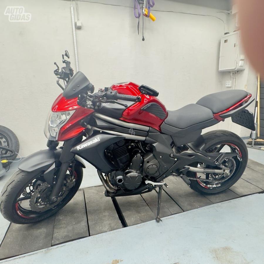 Red Kawasaki ER 2013 in Jonava, with an engine capacity of 0.65 L and mileage of 20 thousand km for 3600 €, photo 12 on AUTOMOTO.COM.LV