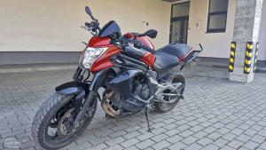 Красный Кавасаки ER 2014 в Каунас, объемом двигателя 0.65 л и пробегом 41 тыс. км за 3200 €, фото  на AUTOMOTO.COM.LV