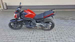Sarkans Kawasaki ER 2014 Kauņa, ar dzinēja tilpumu 0.65 L un nobraukumu 41 tūkst. km par 3200 €, foto 7 vietnē AUTOMOTO.COM.LV