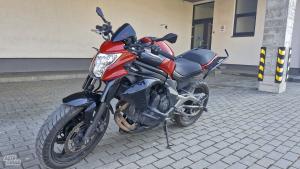 Sarkans Kawasaki ER 2014 Kauņa, ar dzinēja tilpumu 0.65 L un nobraukumu 41 tūkst. km par 3200 €, foto 9 vietnē AUTOMOTO.COM.LV