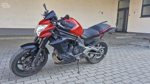 Sarkans Kawasaki ER 2014 Kauņa, ar dzinēja tilpumu 0.65 L un nobraukumu 41 tūkst. km par 3200 €, foto 10 vietnē AUTOMOTO.COM.LV