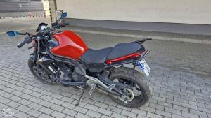 Sarkans Kawasaki ER 2014 Kauņa, ar dzinēja tilpumu 0.65 L un nobraukumu 41 tūkst. km par 3200 €, foto 12 vietnē AUTOMOTO.COM.LV