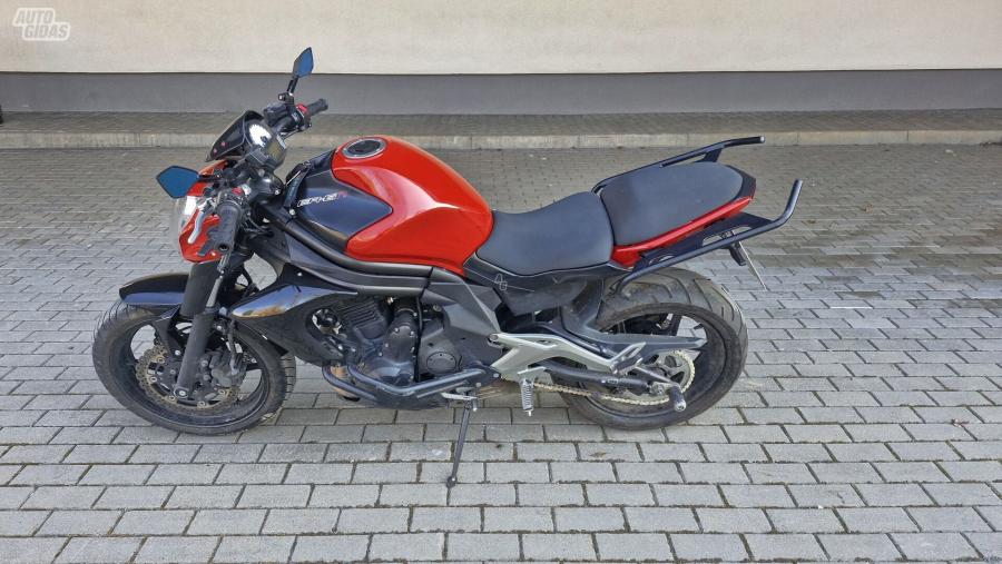 Sarkans Kawasaki ER 2014 Kauņa, ar dzinēja tilpumu 0.65 L un nobraukumu 41 tūkst. km par 3200 €, foto 13 vietnē AUTOMOTO.COM.LV
