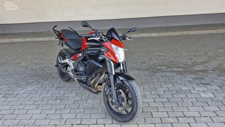 Sarkans Kawasaki ER 2014 Kauņa, ar dzinēja tilpumu 0.65 L un nobraukumu 41 tūkst. km par 3200 €, foto 21 vietnē AUTOMOTO.COM.LV