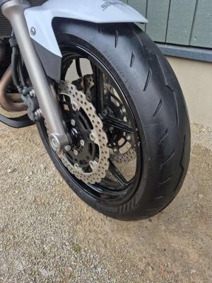 White Kawasaki ER 2010 in Kursenai, with an engine capacity of 0.65 L and mileage of 23 thousand km for 2749 €, photo 13 on AUTOMOTO.COM.LV