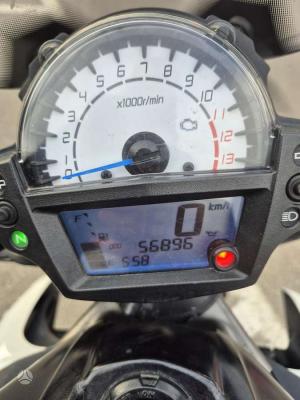 White Kawasaki ER 2012 in Mazeikiai, with an engine capacity of 0.65 L and mileage of 57 thousand km for 2500 €, photo 14 on AUTOMOTO.COM.LV