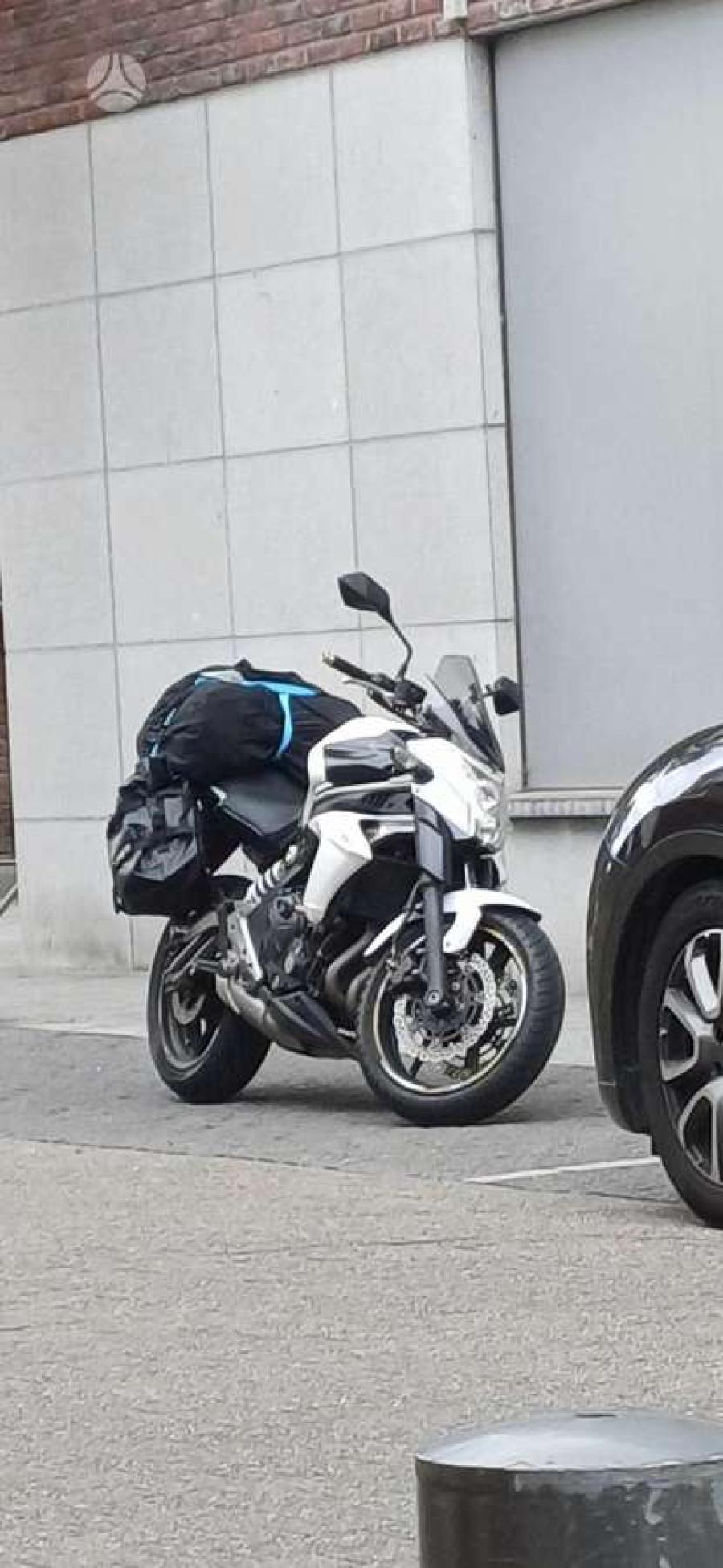 White Kawasaki ER 2012 in Mazeikiai, with an engine capacity of 0.65 L and mileage of 57 thousand km for 2500 €, photo 16 on AUTOMOTO.COM.LV