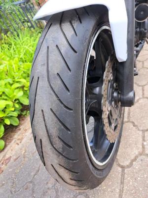 White Kawasaki ER 2014 in Pasvalys, with an engine capacity of 0.65 L and mileage of 39 thousand km for 3050 €, photo 16 on AUTOMOTO.COM.LV