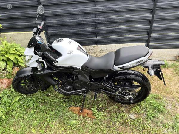 Balts Kawasaki ER 2014 Viļņa, ar dzinēja tilpumu 0.65 L un nobraukumu 29 tūkst. km par 3500 €, foto 6 vietnē AUTOMOTO.COM.LV