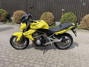 Yellow Kawasaki ER 2006 in Druskininkai, with an engine capacity of 0.65 L and mileage of 39 thousand km for 2150 €, photo 3 on AUTOMOTO.COM.LV