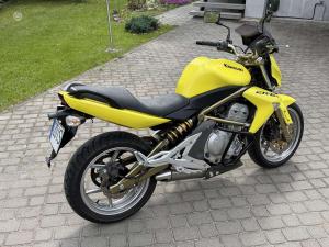 Yellow Kawasaki ER 2006 in Druskininkai, with an engine capacity of 0.65 L and mileage of 39 thousand km for 2150 €, photo 5 on AUTOMOTO.COM.LV