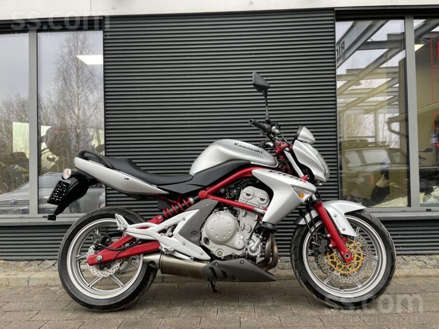 Kawasaki Er6n 2006 in Riga, with an engine capacity of 0.65 L and mileage of 0 thousand km for 2699 €, photo 5 on AUTOMOTO.COM.LV