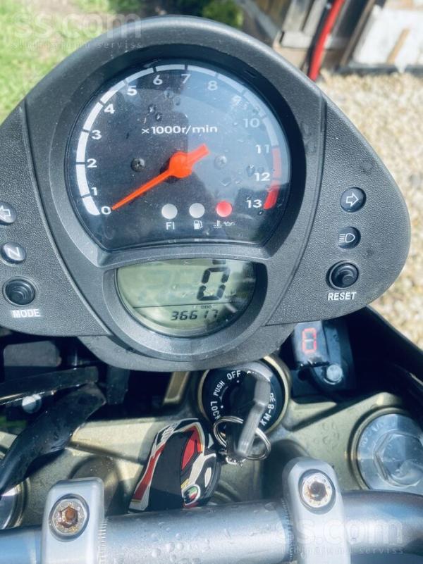 Kawasaki Er6n 2006 Daugavpils, ar dzinēja tilpumu 0.65 L un nobraukumu 0 tūkst. km par 1950 €, foto 5 vietnē AUTOMOTO.COM.LV