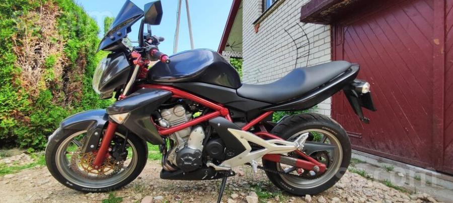 Kawasaki Er6n 2006 in Riga, with an engine capacity of 0.65 L and mileage of 0 thousand km for 2300 €, photo 4 on AUTOMOTO.COM.LV