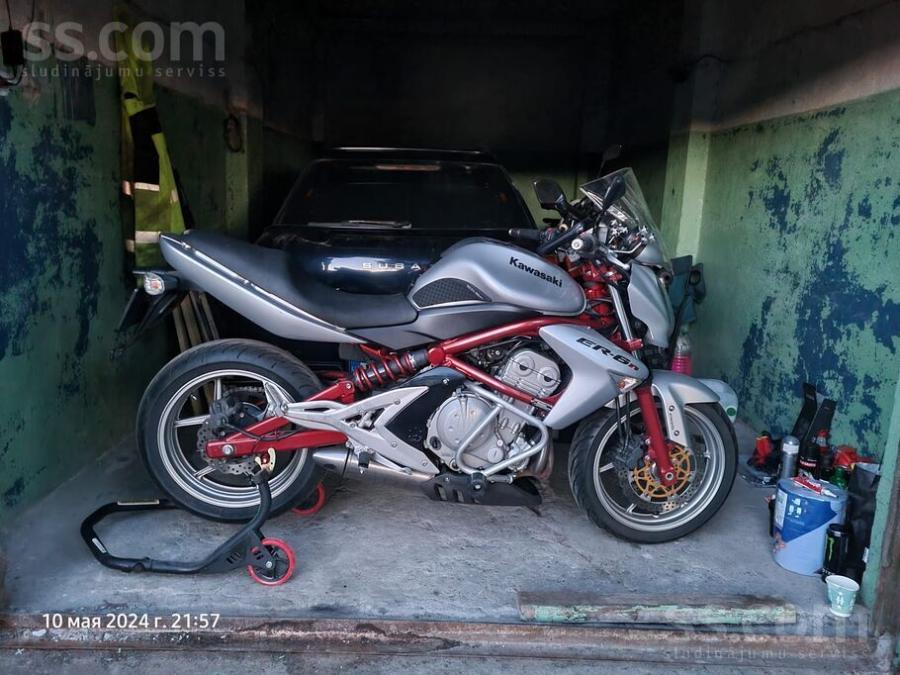 Kawasaki Er6n 2007 Rīga, ar dzinēja tilpumu 0.65 L un nobraukumu 0 tūkst. km par 2000 €, foto 1 vietnē AUTOMOTO.COM.LV