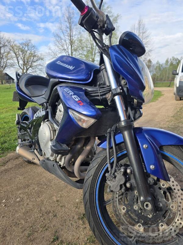 Kawasaki Er6n 2007 Valmiera, ar dzinēja tilpumu 0.65 L un nobraukumu 0 tūkst. km par 1900 €, foto 2 vietnē AUTOMOTO.COM.LV