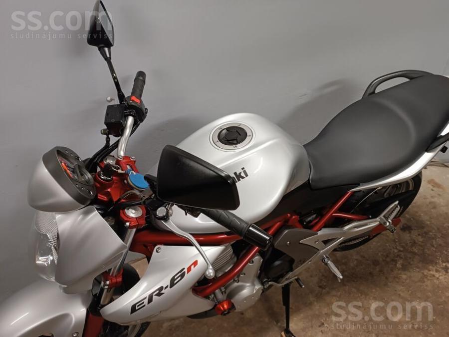 Кавасаки Er6n 2007 в Рига, объемом двигателя 0.65 л и пробегом 0 тыс. км за 2200 €, фото 11 на AUTOMOTO.COM.LV