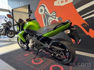 Кавасаки Er6n 2008 в Рига, объемом двигателя 0.65 л и пробегом 0 тыс. км за 2199 €, фото 4 на AUTOMOTO.COM.LV