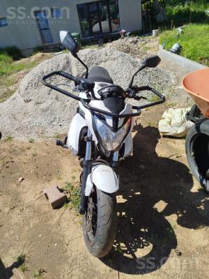 Kawasaki Er6n 2011 in Riga, with an engine capacity of 0.65 L and mileage of 0 thousand km for 950 €, photo 3 on AUTOMOTO.COM.LV