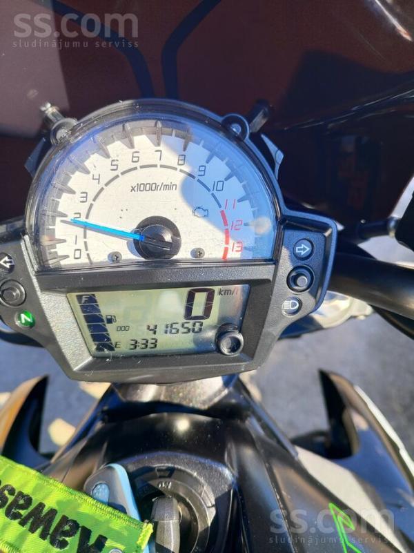 Kawasaki Er6n 2014 in Riga, with an engine capacity of 0.65 L and mileage of 0 thousand km for 2700 €, photo 5 on AUTOMOTO.COM.LV