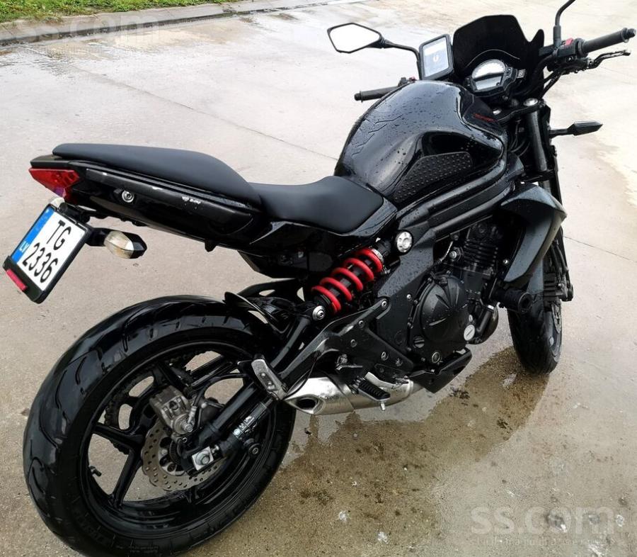 Кавасаки Er6n 2015 в Рига, объемом двигателя 0.65 л и пробегом 0 тыс. км за 3500 €, фото 6 на AUTOMOTO.COM.LV
