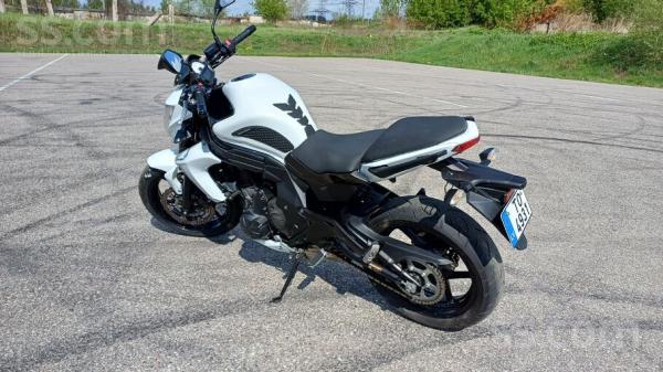 Kawasaki Er6n 2017 Daugavpils, ar dzinēja tilpumu 0.65 L un nobraukumu 0 tūkst. km par 2300 €, foto 5 vietnē AUTOMOTO.COM.LV