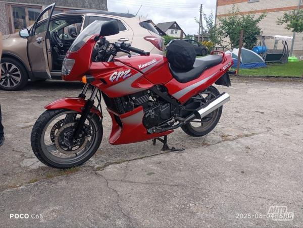 Sarkans Kawasaki GPZ 1999 Kauņa, ar dzinēja tilpumu 0.50 L un nobraukumu 54 tūkst. km par 1000 €, foto 1 vietnē AUTOMOTO.COM.LV
