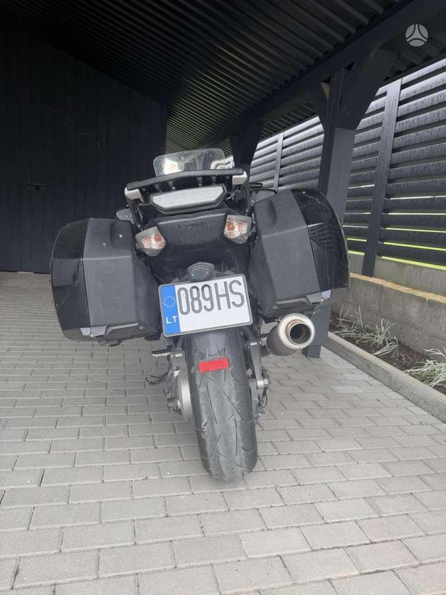 Melns Kawasaki GTR 2011 Utena, ar dzinēja tilpumu 1.40 L un nobraukumu 31 tūkst. km par 5500 €, foto 6 vietnē AUTOMOTO.COM.LV