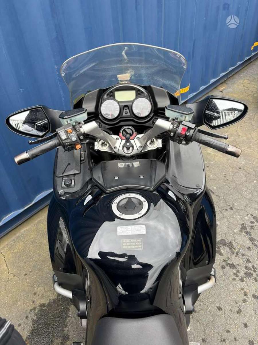 Black Kawasaki GTR 2011 in Taurage, with an engine capacity of 1.40 L and mileage of 60 thousand km for 4000 €, photo 7 on AUTOMOTO.COM.LV
