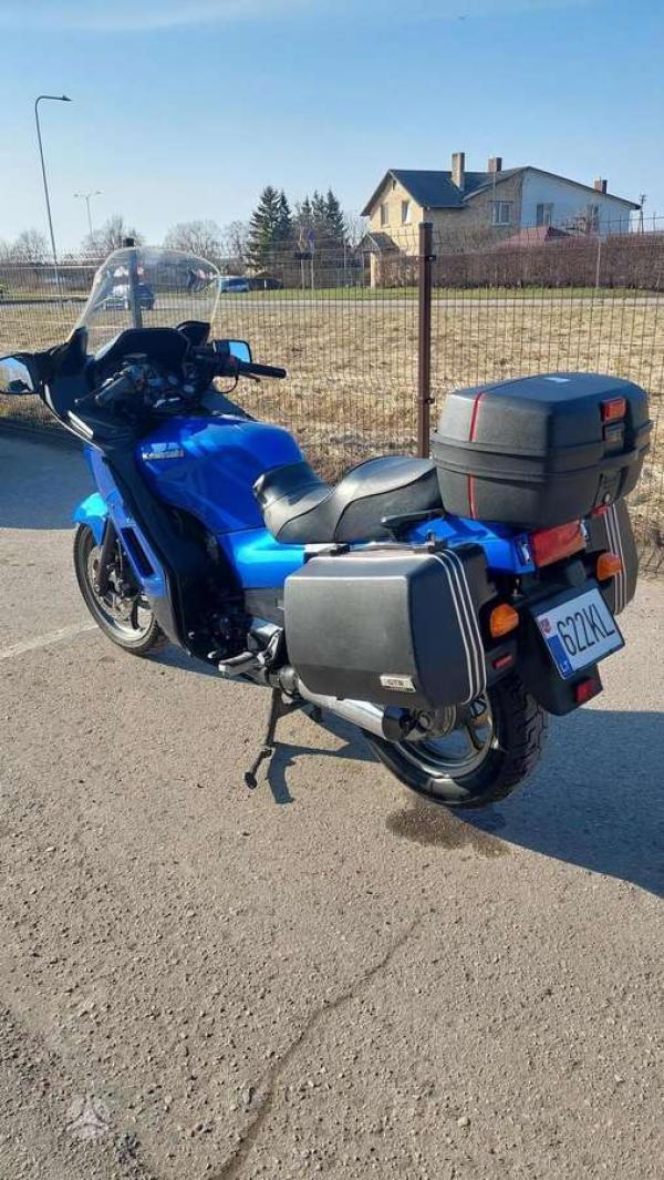 Blue Kawasaki GTR 2002 in Panevezys, with an engine capacity of 1.00 L and mileage of 37 thousand km for 1200 €, photo 3 on AUTOMOTO.COM.LV
