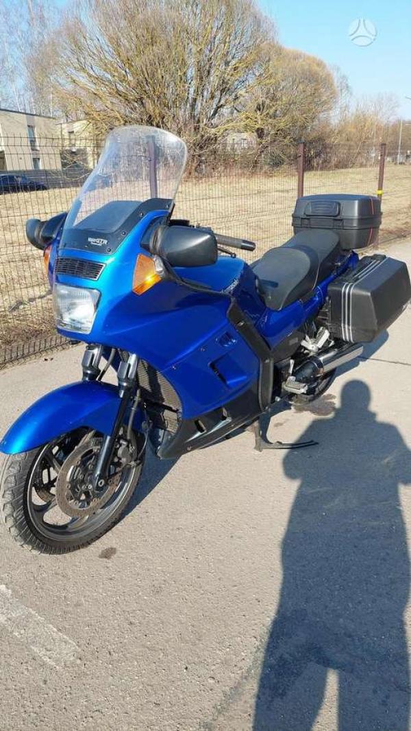 Blue Kawasaki GTR 2002 in Panevezys, with an engine capacity of 1.00 L and mileage of 37 thousand km for 1200 €, photo 4 on AUTOMOTO.COM.LV