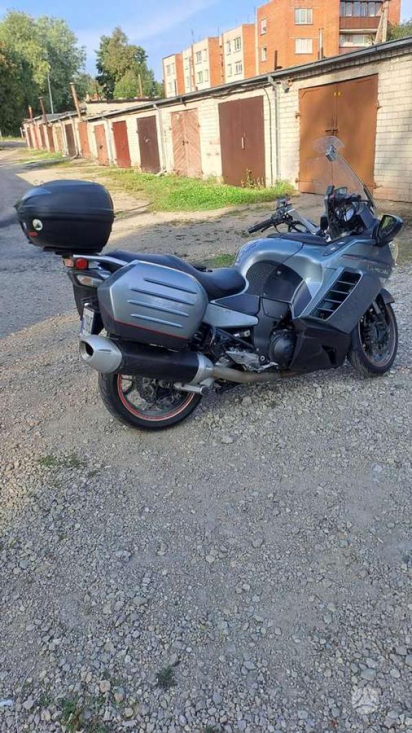 Kawasaki GTR 2007 Kėdainiai, ar dzinēja tilpumu 1.40 L un nobraukumu 73 tūkst. km par 4000 €, foto 3 vietnē AUTOMOTO.COM.LV