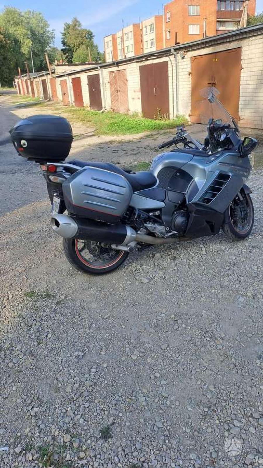 Kawasaki GTR 2007 in Kedainiai, with an engine capacity of 1.40 L and mileage of 73 thousand km for 4000 €, photo 4 on AUTOMOTO.COM.LV